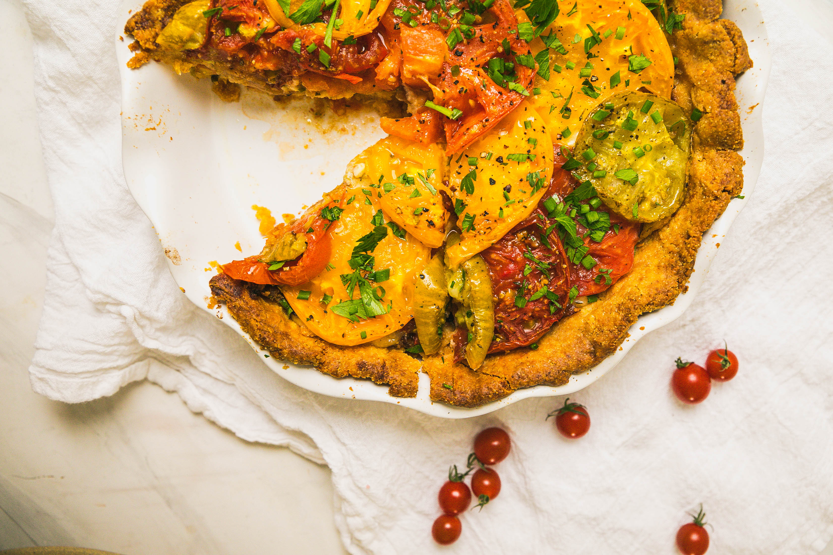 Heirloom Tomato Pie - Never Not Hungry